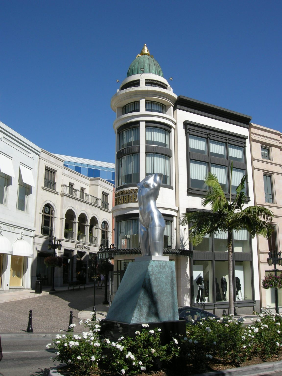 The History of Rodeo Drive – Surf City Tours